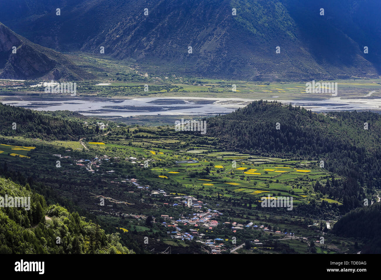 Scenery of Yingzhi Lulang Linhai in Tibet Autonomous Region Stock Photo ...