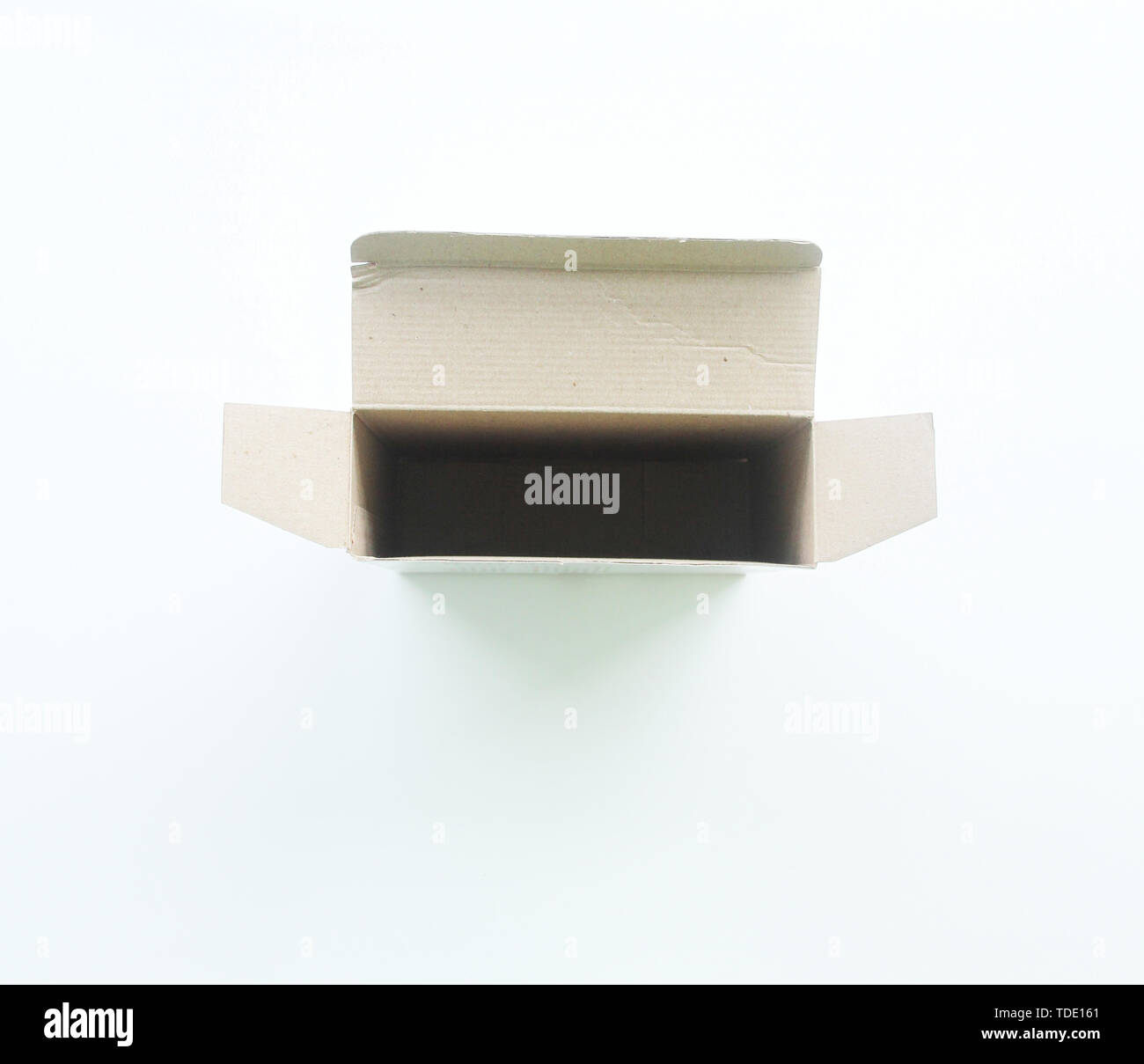 Isolated open cardboard box packing in white background, São Paulo ...