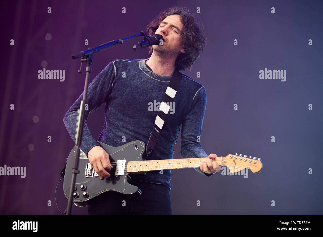 Gary lightbody hi-res stock photography and images - Alamy