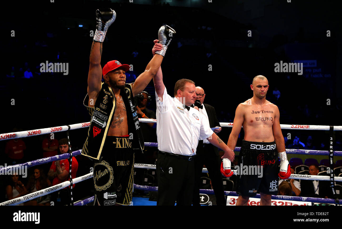 Lyndon Arthur (left) celebrates his win against Andrzej Soldra (right ...