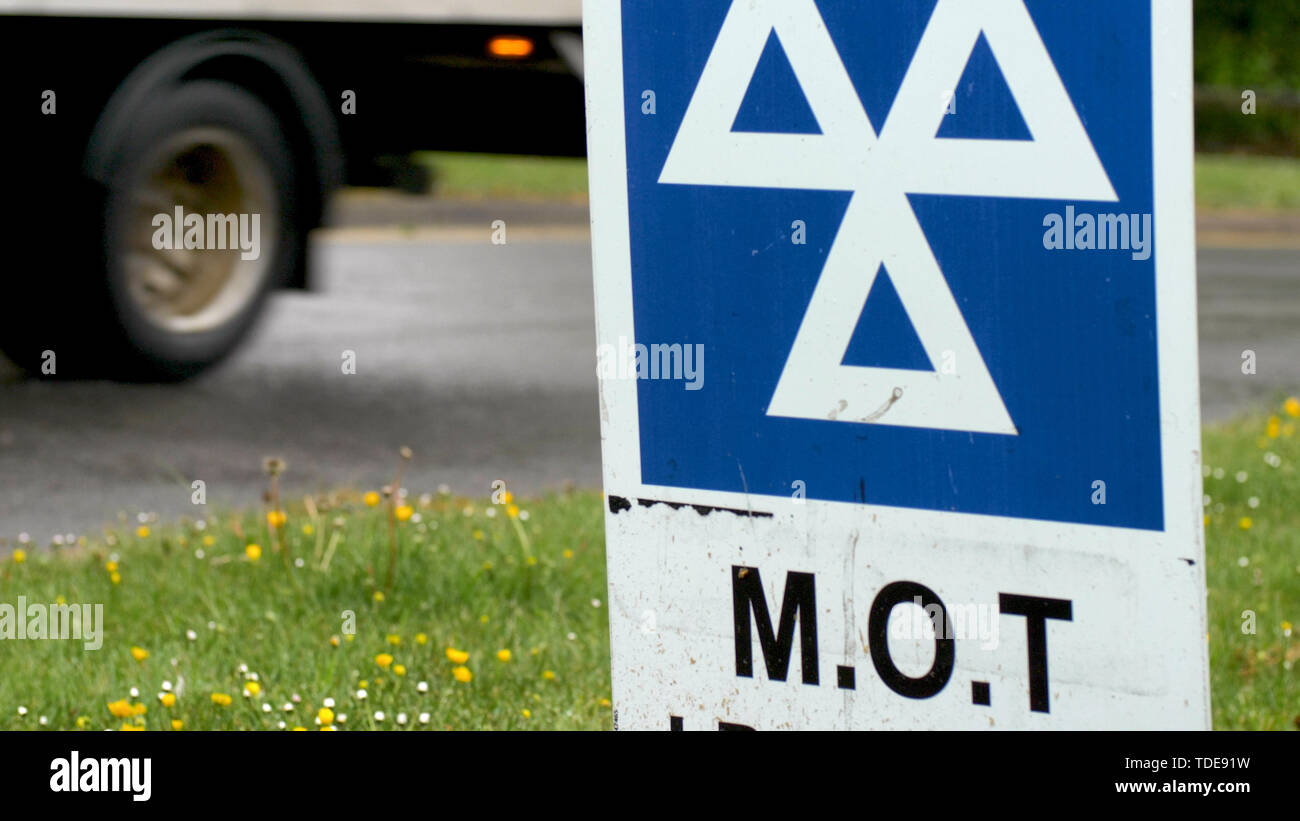 Car passing mot hi-res stock photography and images - Alamy