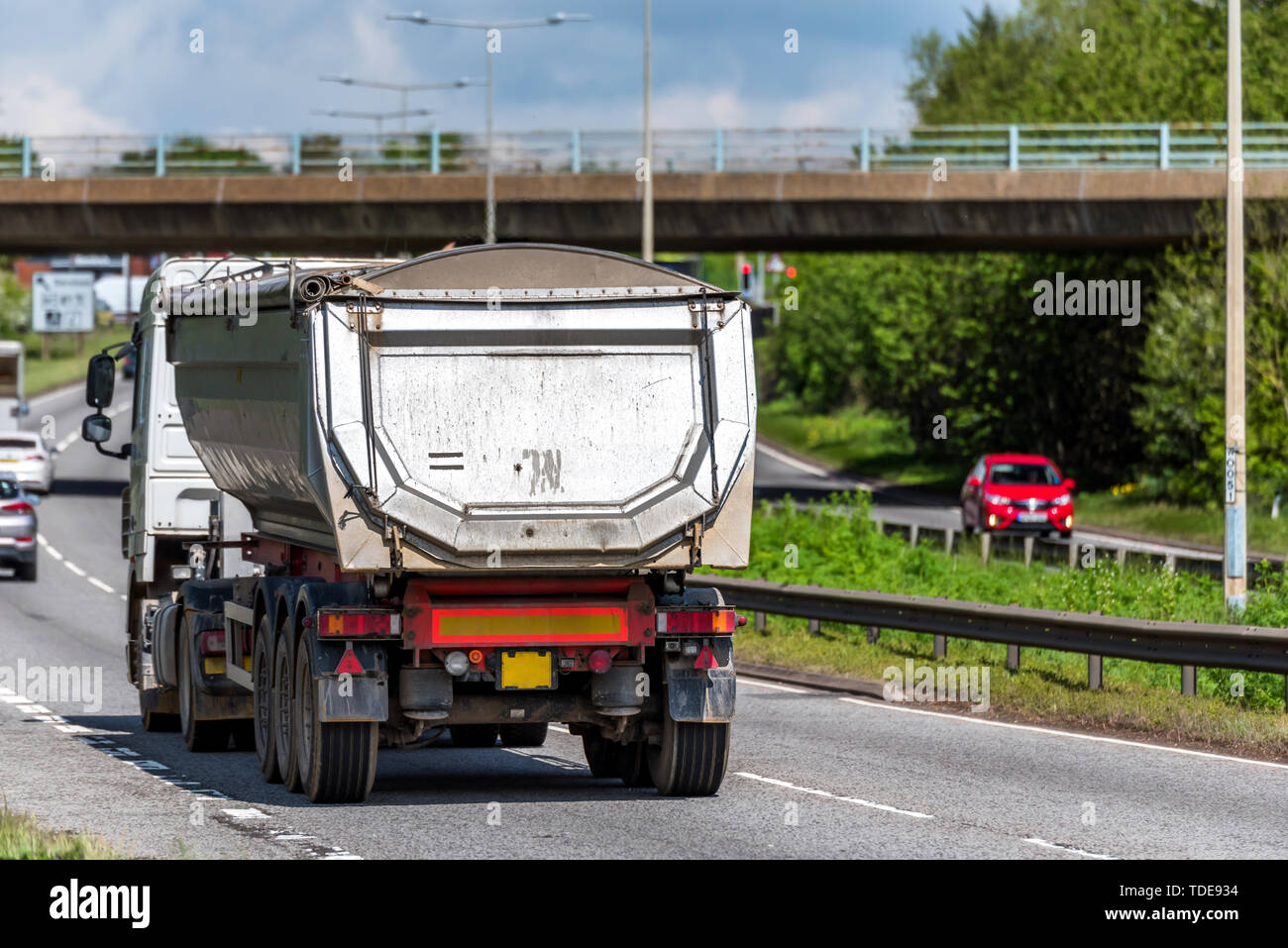 Tipper Lorry High Resolution Stock Photography and Images - Alamy