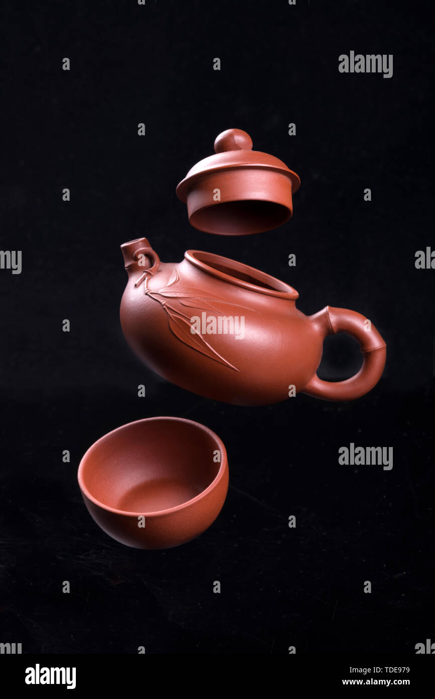 purple clay pot Stock Photo - Alamy