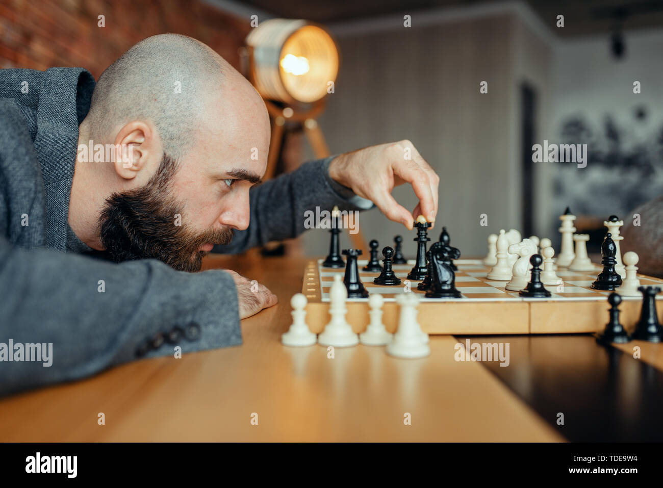 Black person playing chess hi-res stock photography and images - Alamy