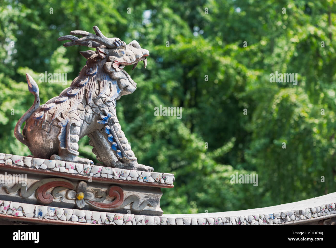 Ruifeast kirin eaves and roofs hi-res stock photography and images - Alamy