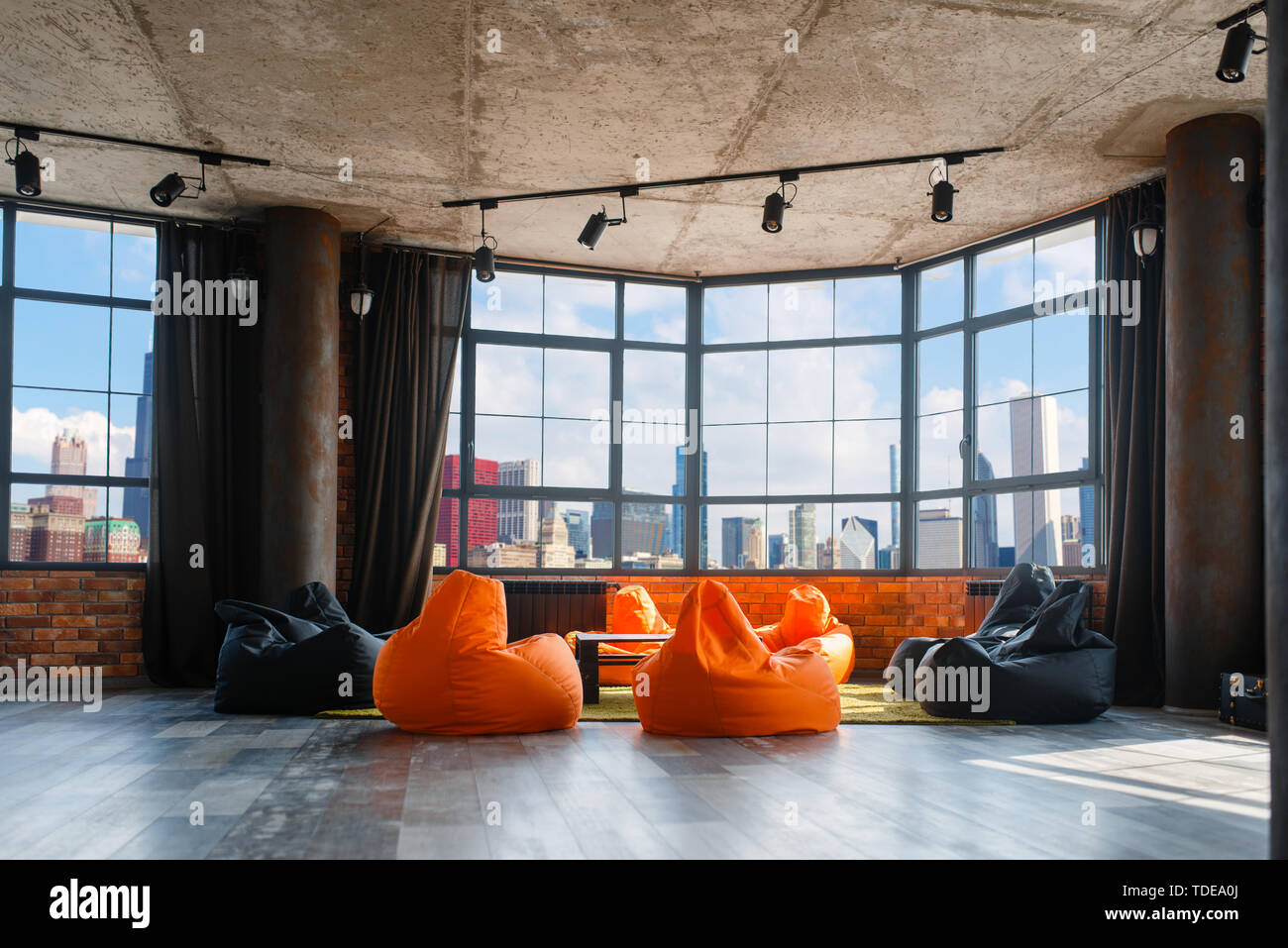 Apartment ceiling view hi-res stock photography and images - Alamy