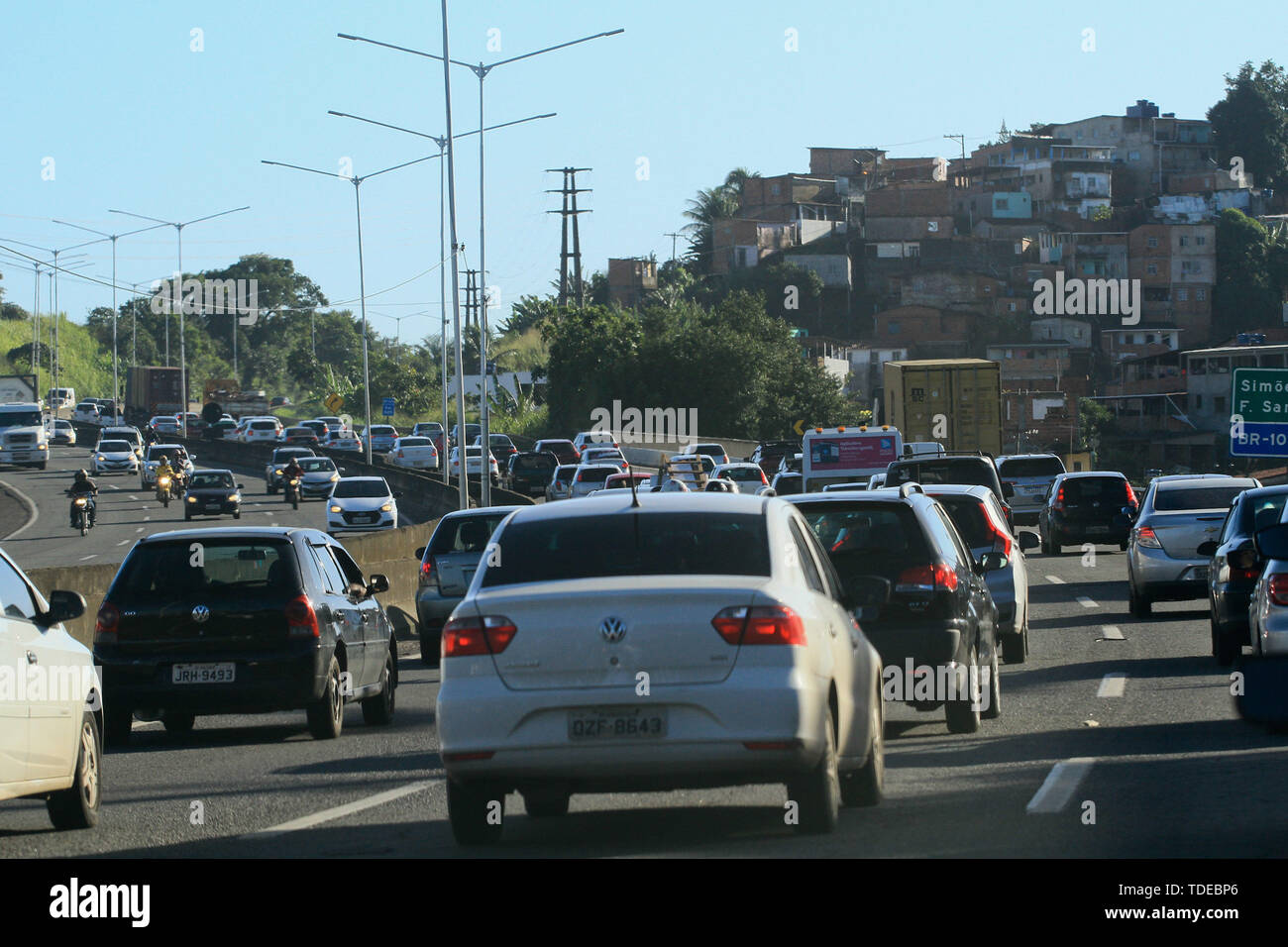 Salvador, Brazil. 14th June, 2019. BR 324 moved during day of general ...