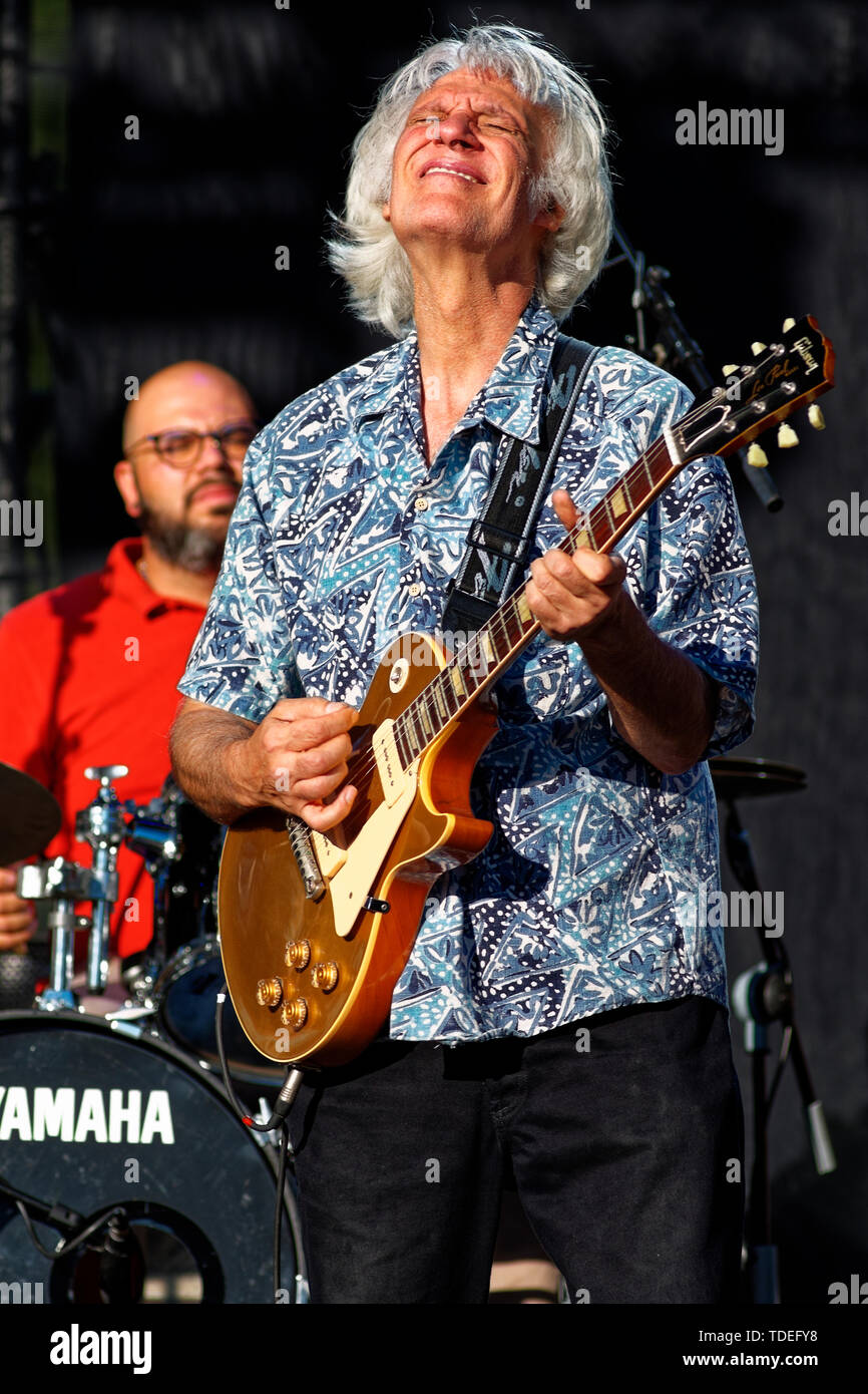 Tonky blues band hi-res stock photography and images - Alamy