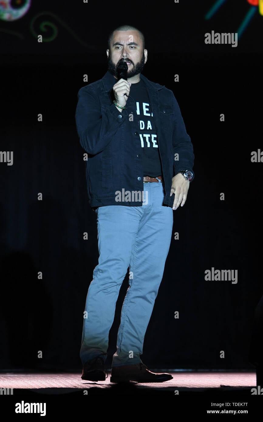 June robles hi-res stock photography and images - Alamy