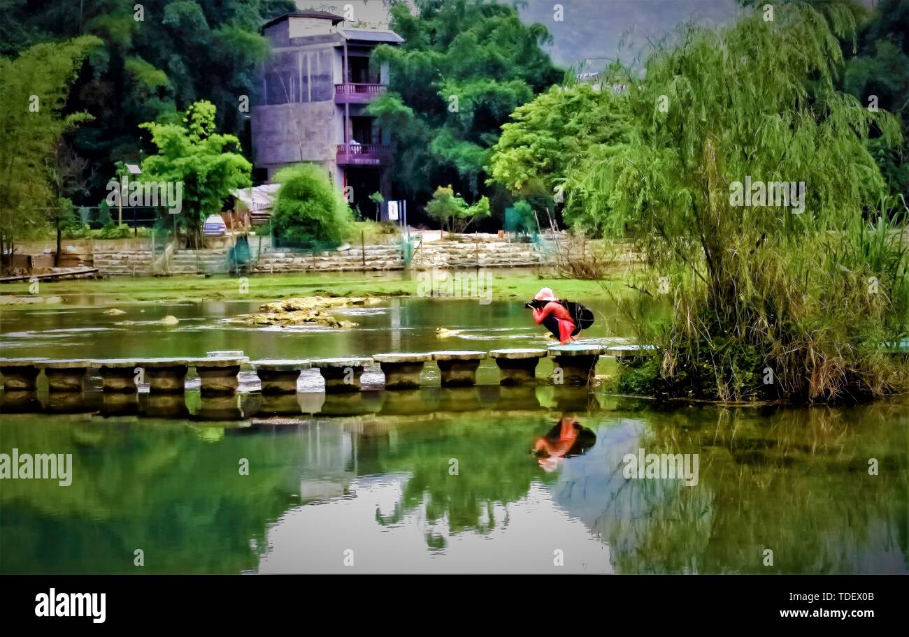 Goose Spring is a beautiful scenic spot in Guangxi. The mountains and ...