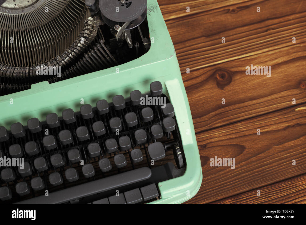 Antique Typewriter. Vintage Typewriter Machine Stock Photo - Alamy