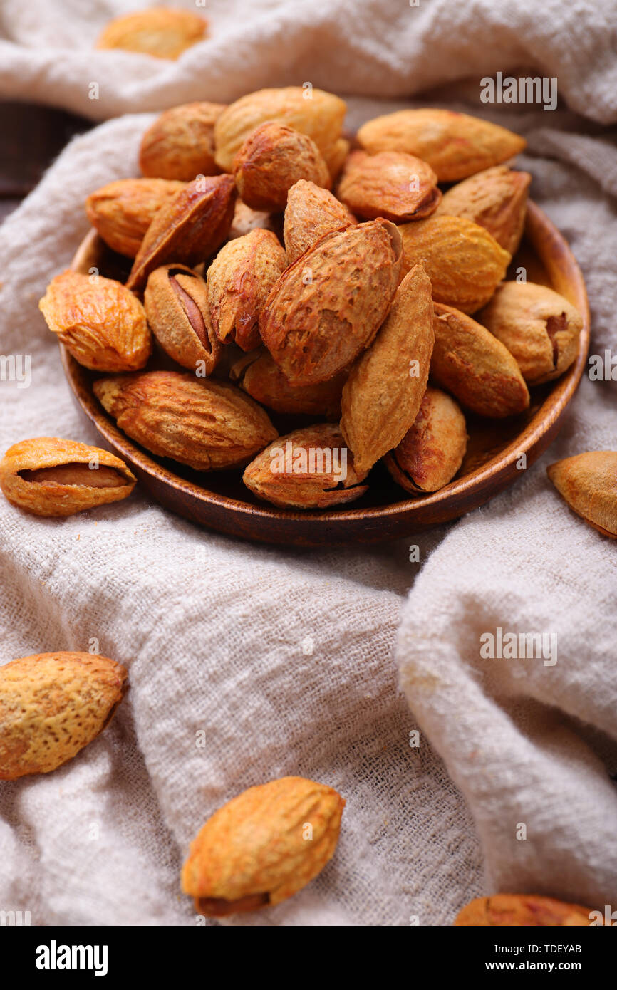 Thin-shell almonds Batambattan apricot badamu nuts dried fruit Stock ...