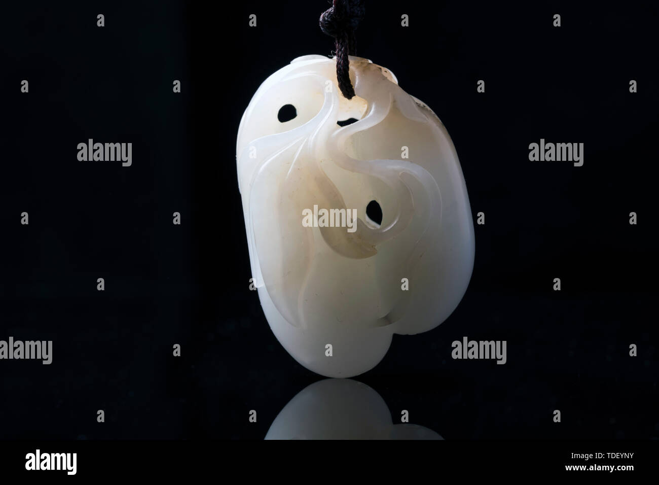 Yu tian hi-res stock photography and images - Alamy