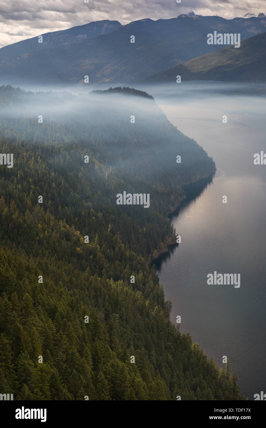 Slocan lake hi-res stock photography and images - Alamy