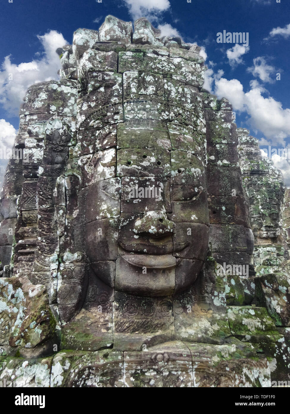 Temples and milestones hi-res stock photography and images - Alamy