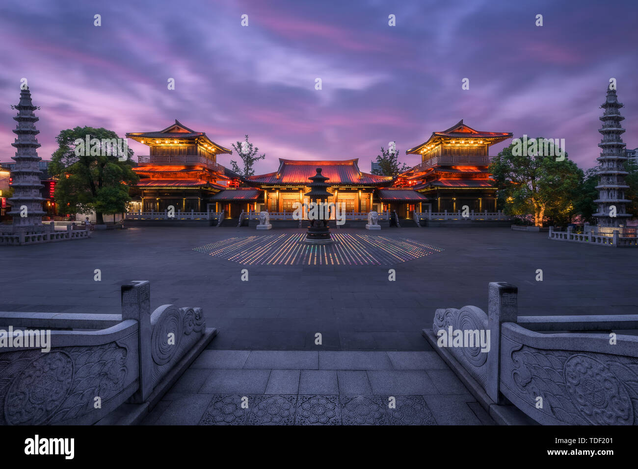 Xiangji temple hi-res stock photography and images - Alamy