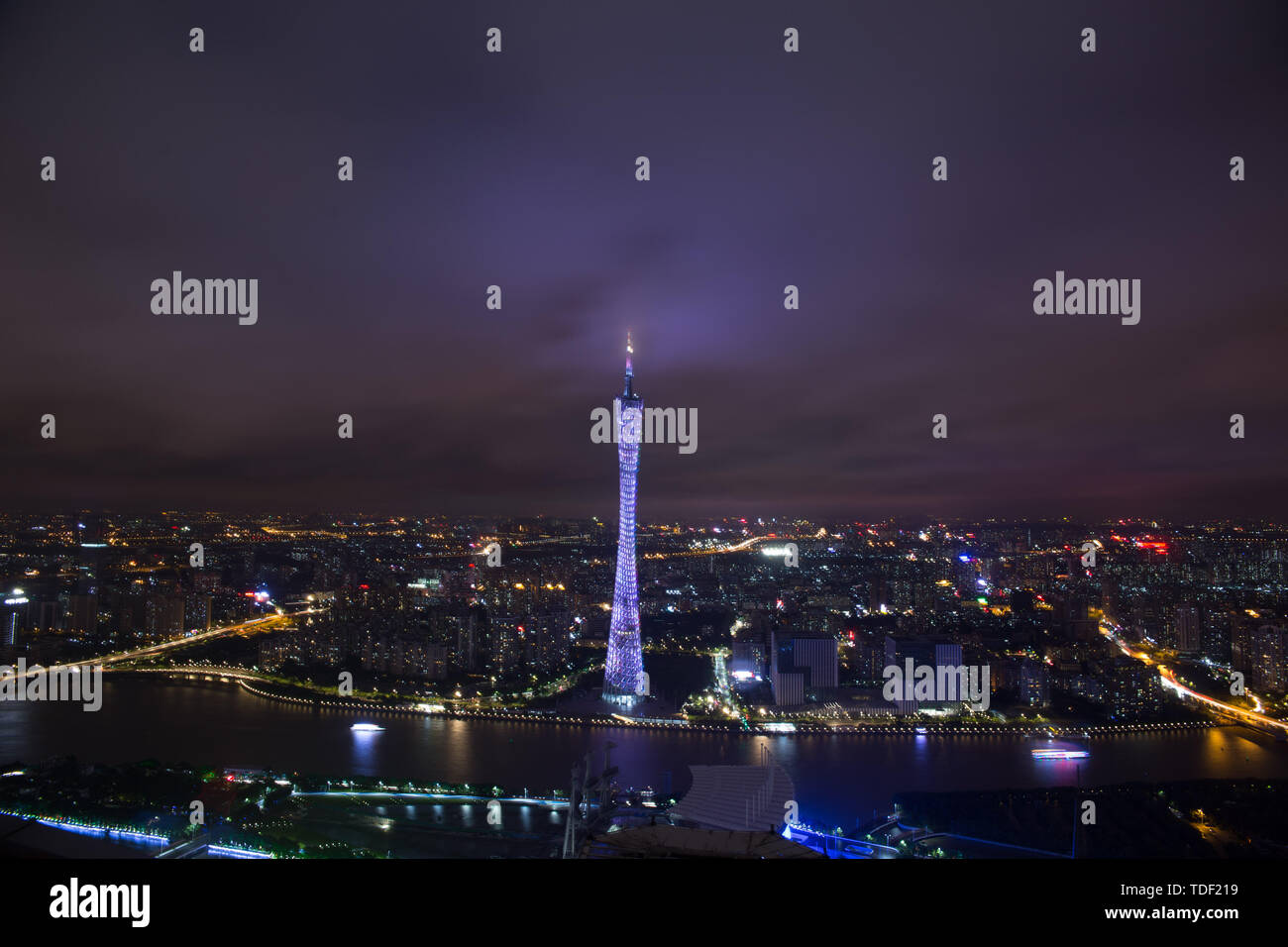 Guangzhou and high rise building building hi-res stock photography and ...