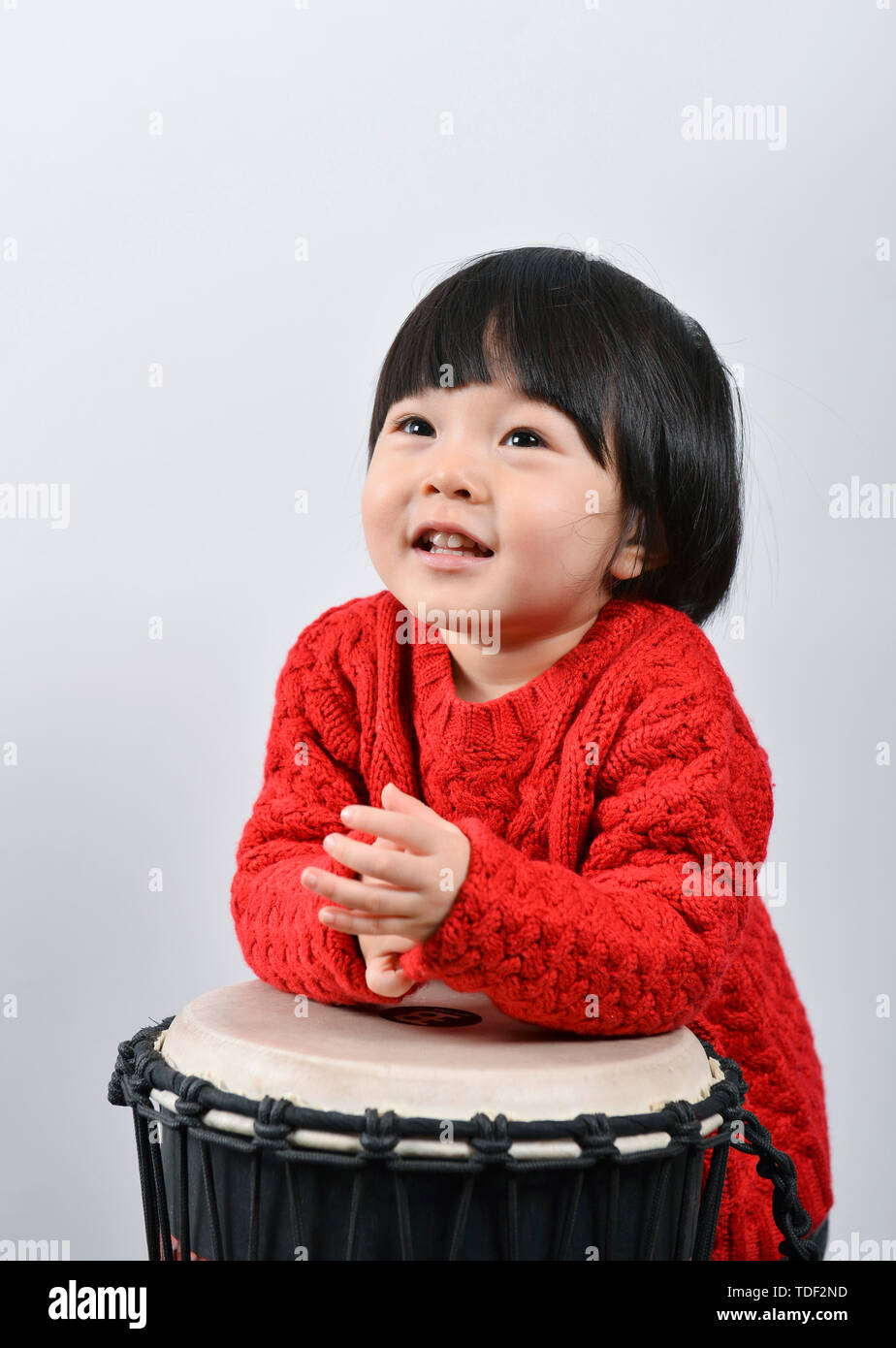 Oriental girls hi-res stock photography and images - Alamy