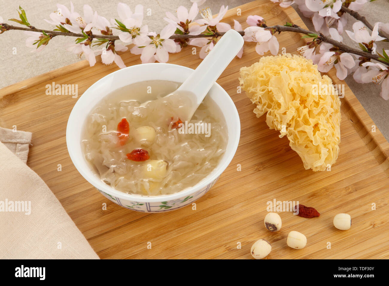 Silver ear soup hi-res stock photography and images - Alamy