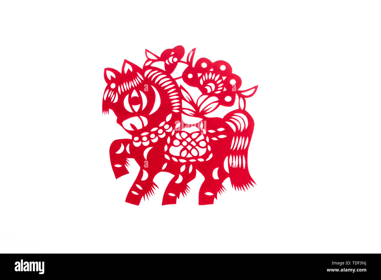 Chinese traditional paper cut horse hi-res stock photography and images ...