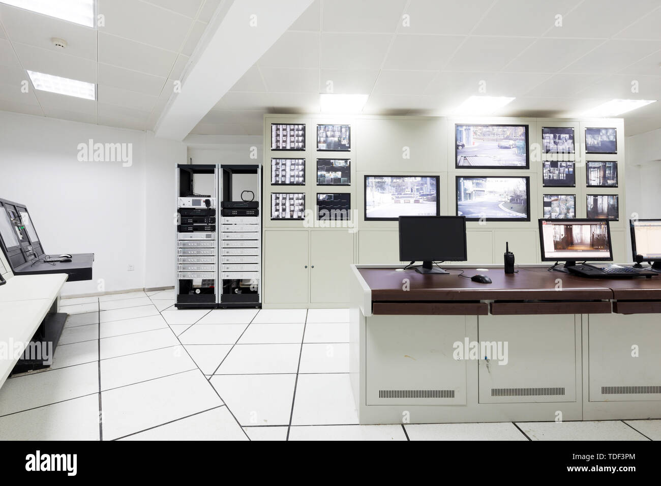 Security technology surveillance center hi-res stock photography and ...