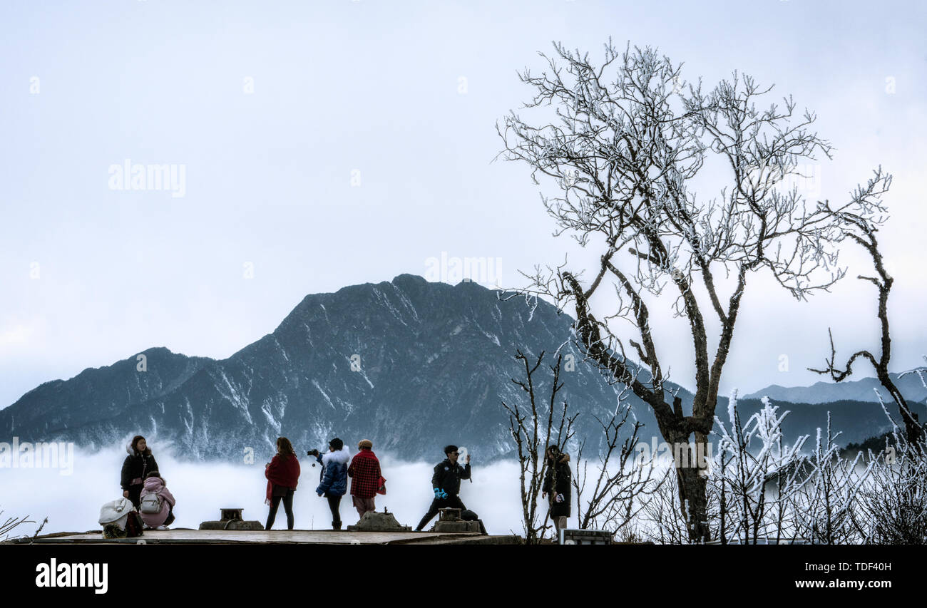 Chengdu snow mountains hi-res stock photography and images - Alamy