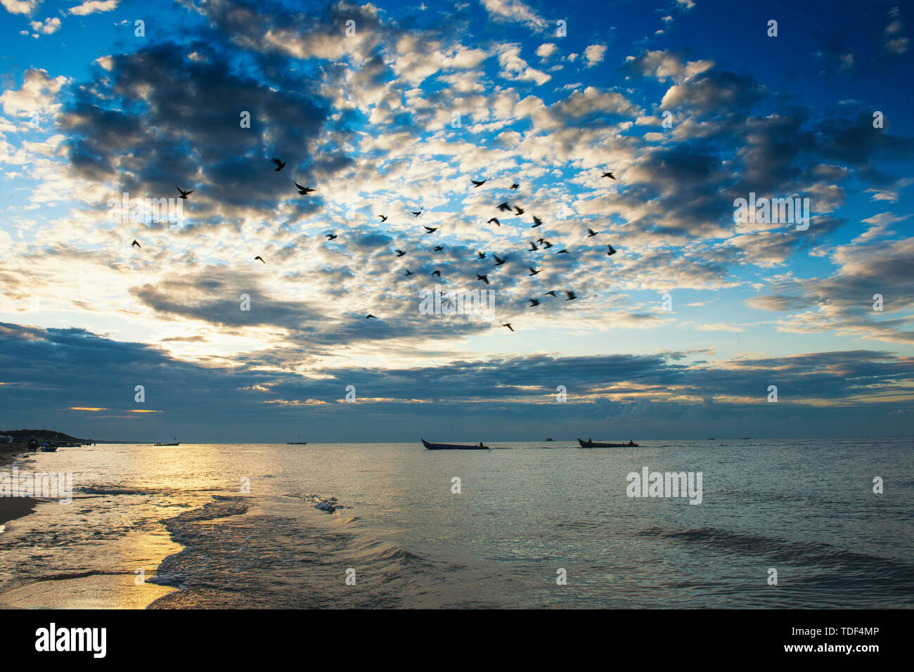 Xingkai lake and sino russian border lakes hi-res stock photography and ...