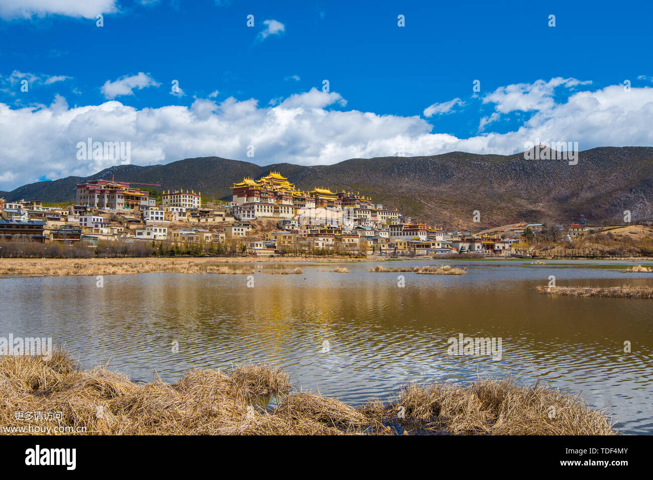 Shangri-La Meri Snow Mountain, Yunnan Stock Photo - Alamy