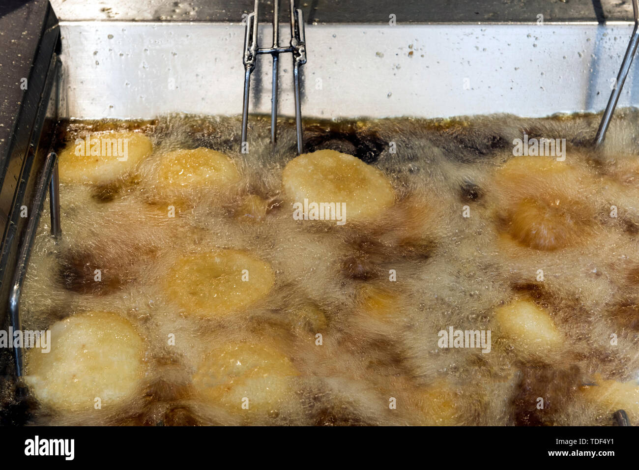 Tianjin fried cake hi-res stock photography and images - Alamy