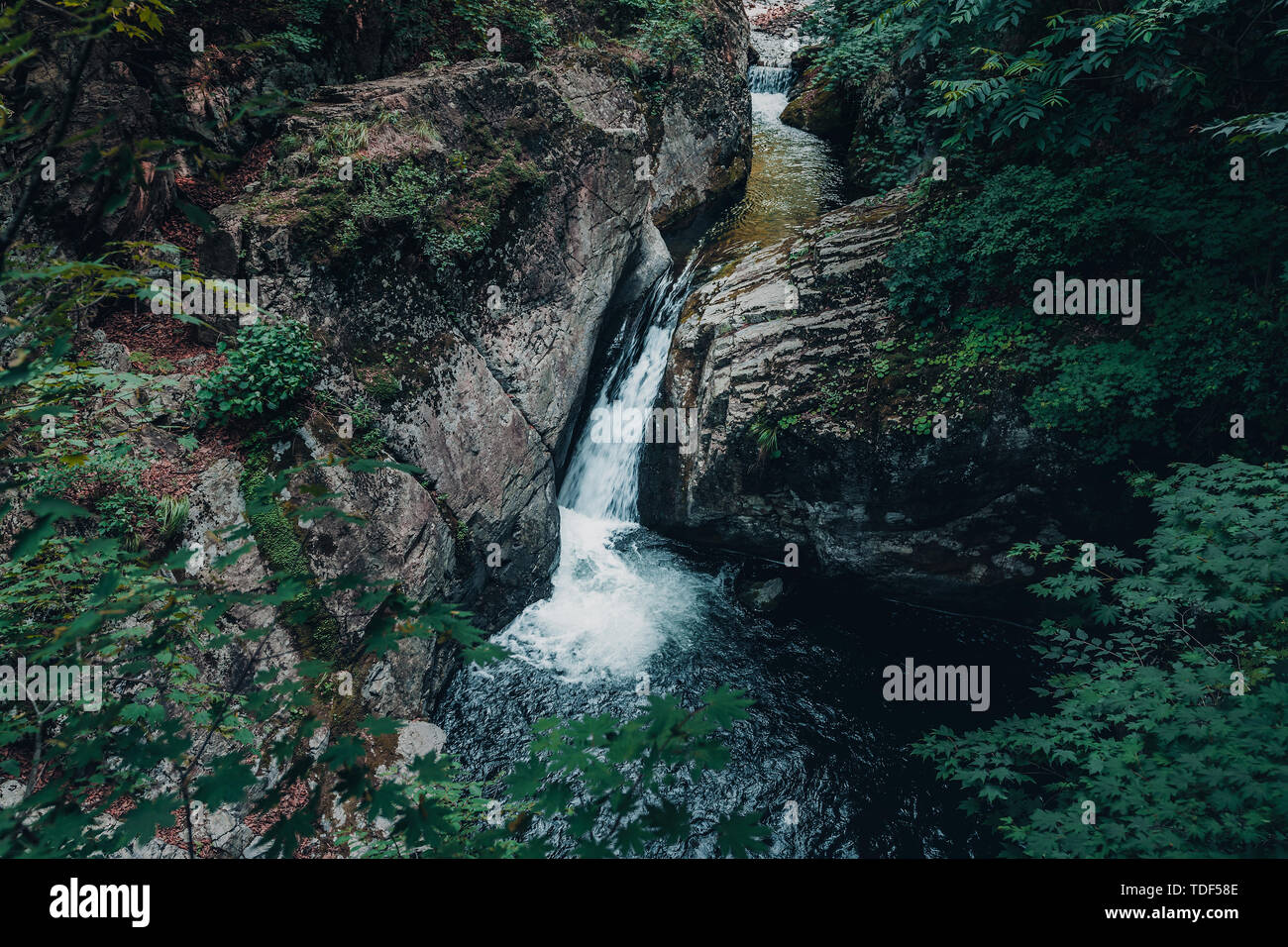 Benxi lake hi-res stock photography and images - Alamy