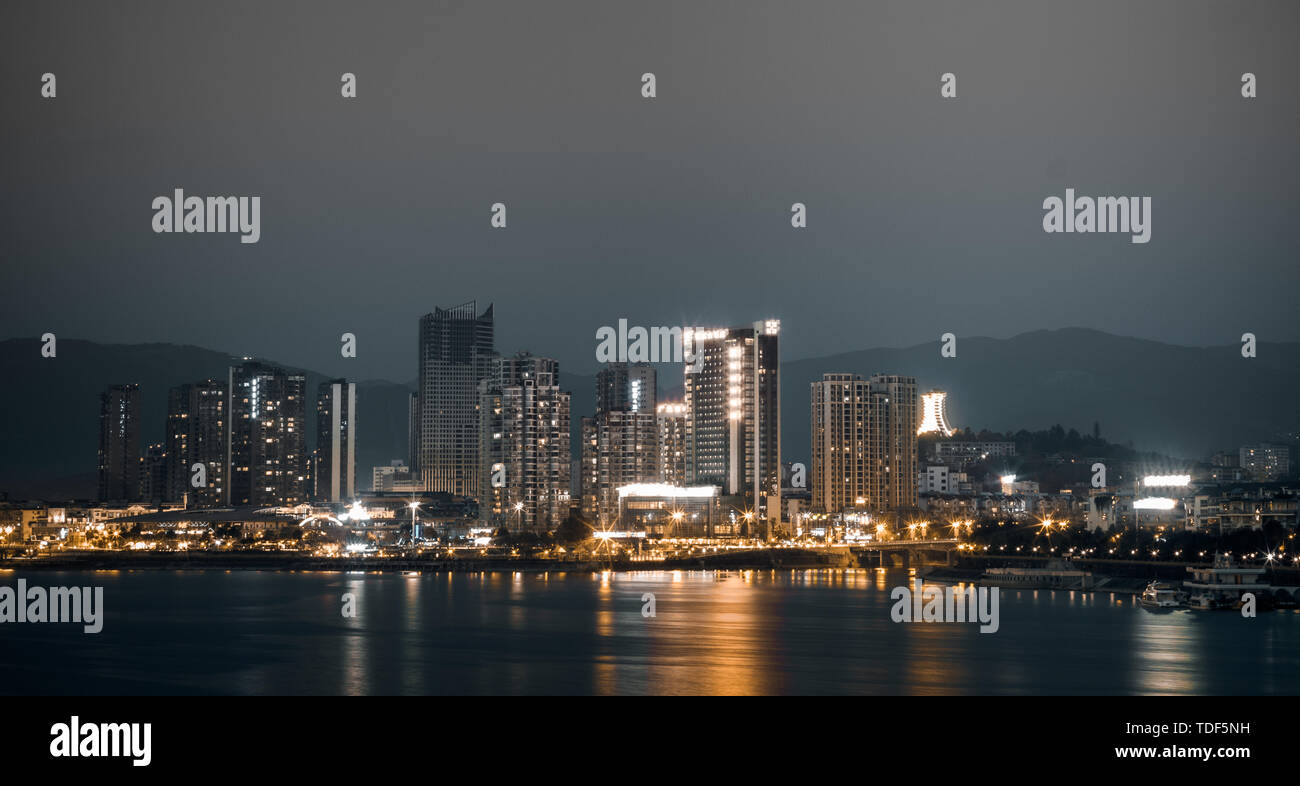 Scattered photographs hi-res stock photography and images - Alamy