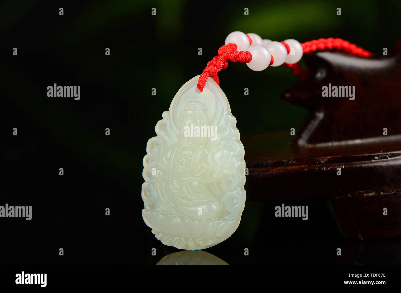 The eight patron gods ordered the Buddha and Tian jade pendant Stock ...