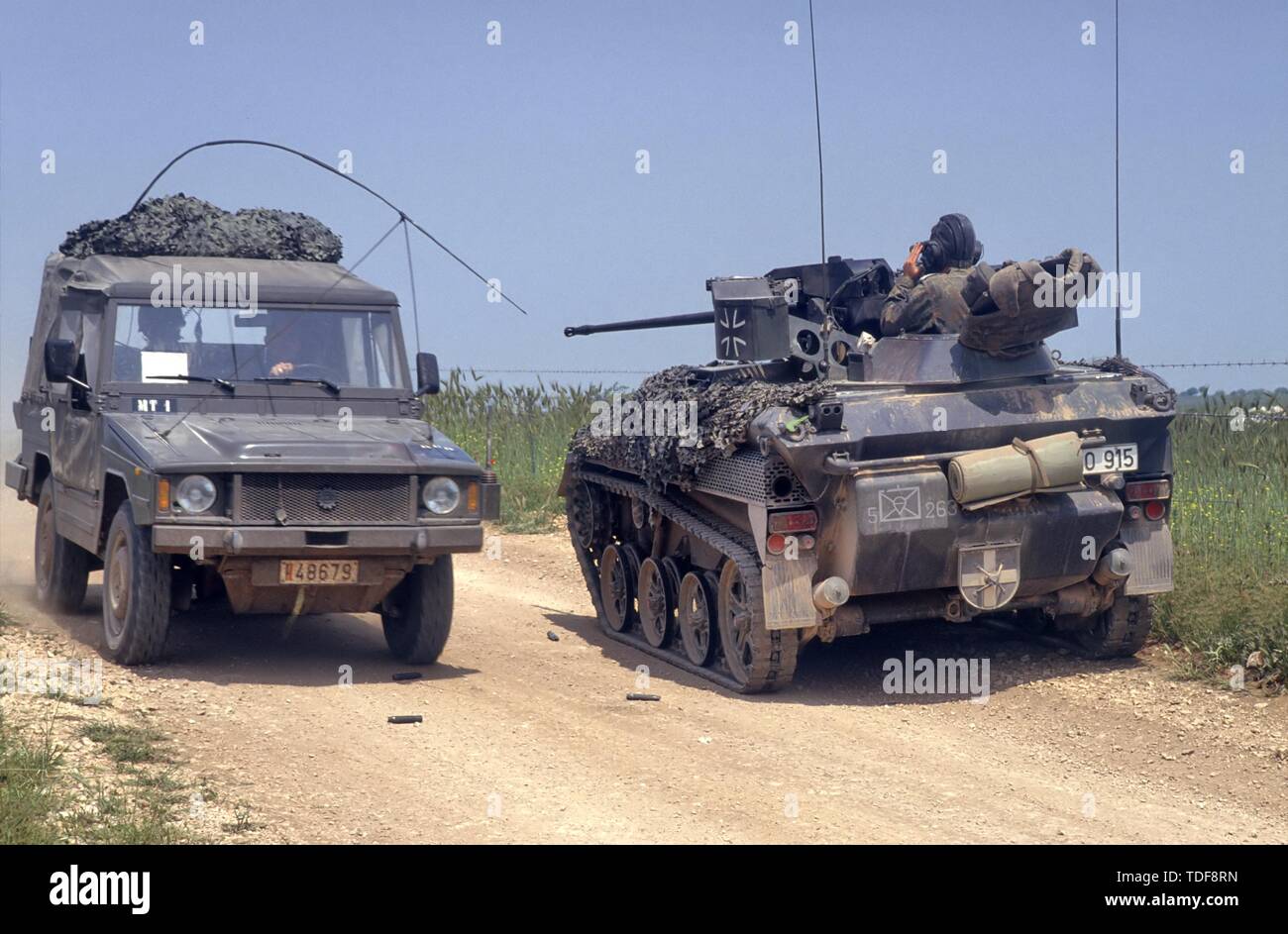 German bundeswehr army soldier paratroopers hi-res stock photography ...