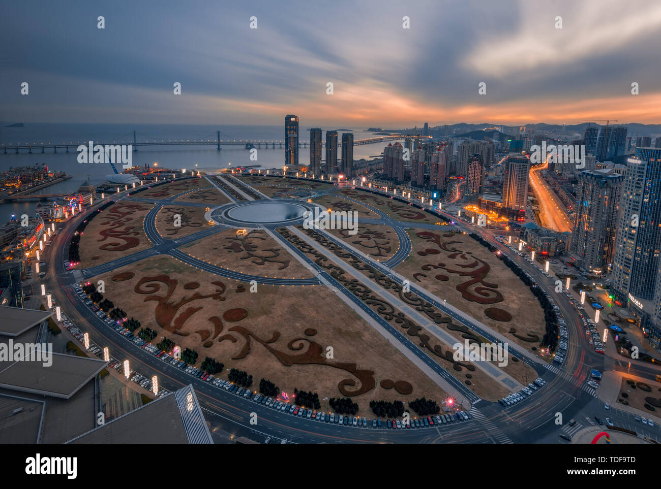 The xinghai plaza hi-res stock photography and images - Alamy