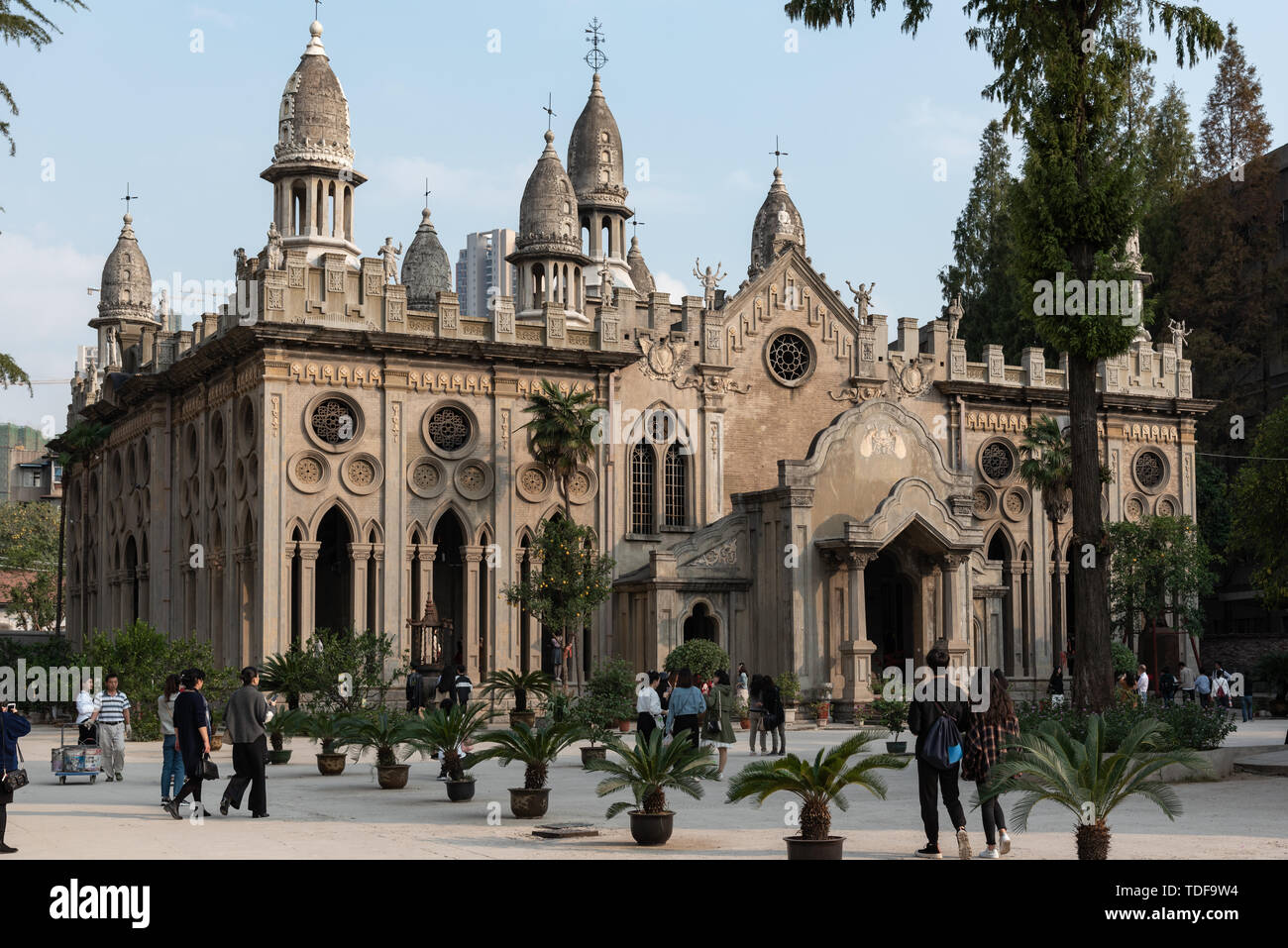 Gude Temple, Wuhan Stock Photo - Alamy