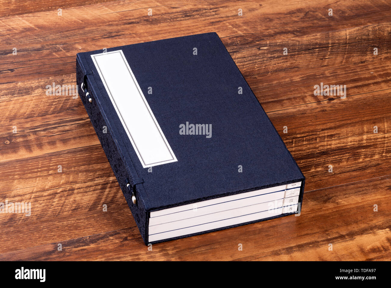 Wire bound books hi-res stock photography and images - Alamy