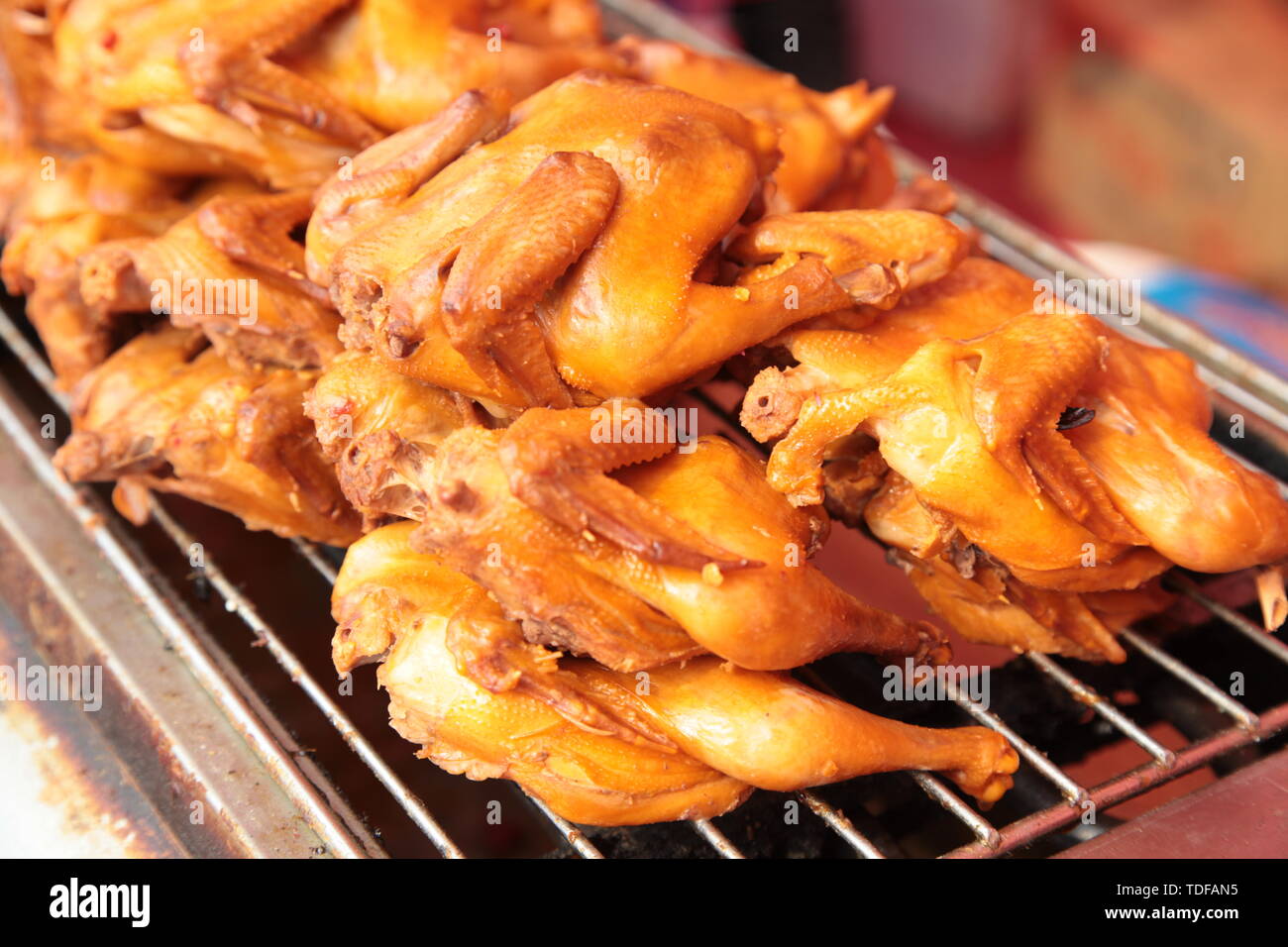 Roast pigeon hi-res stock photography and images - Alamy