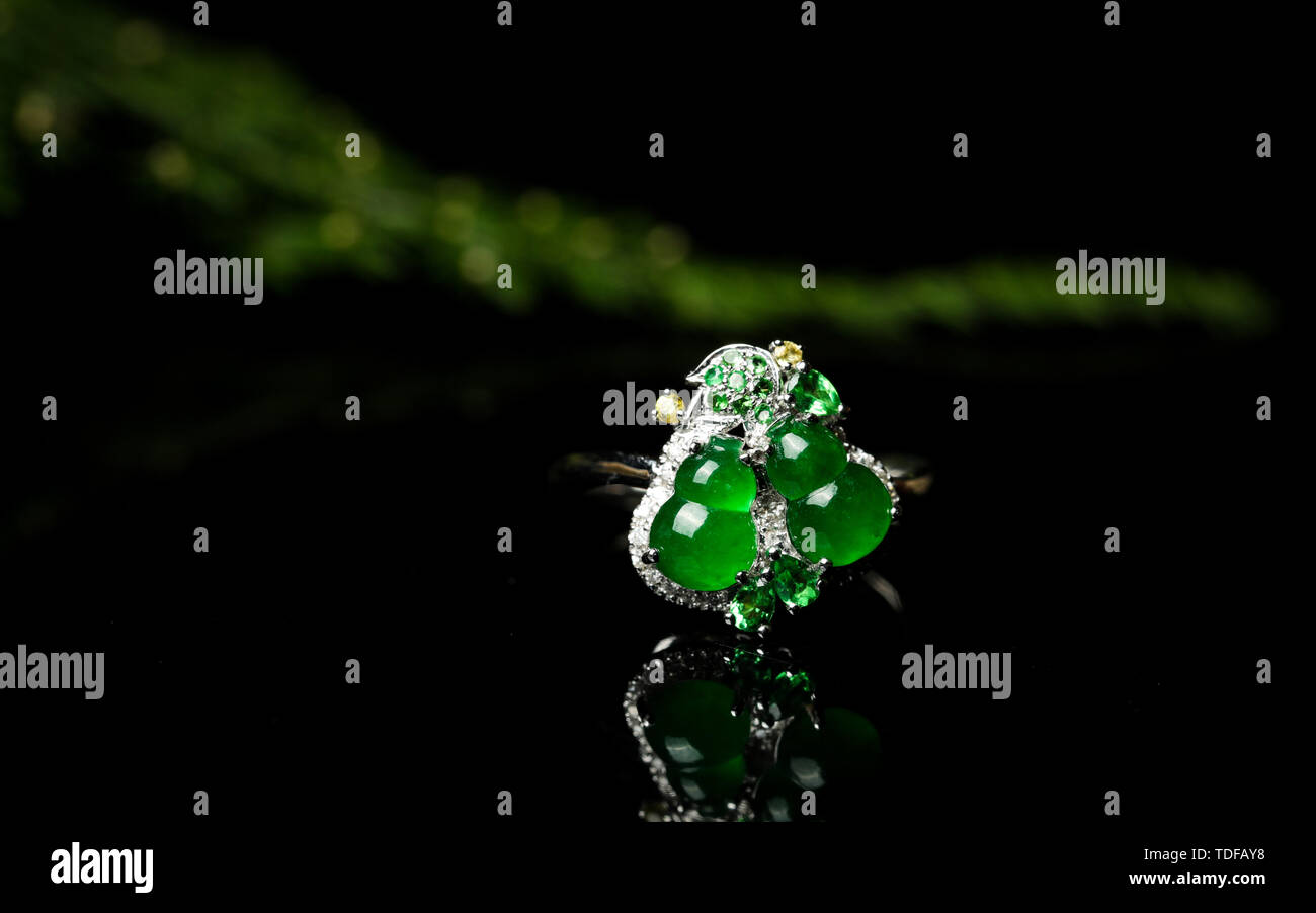 The emerald ring Stock Photo - Alamy