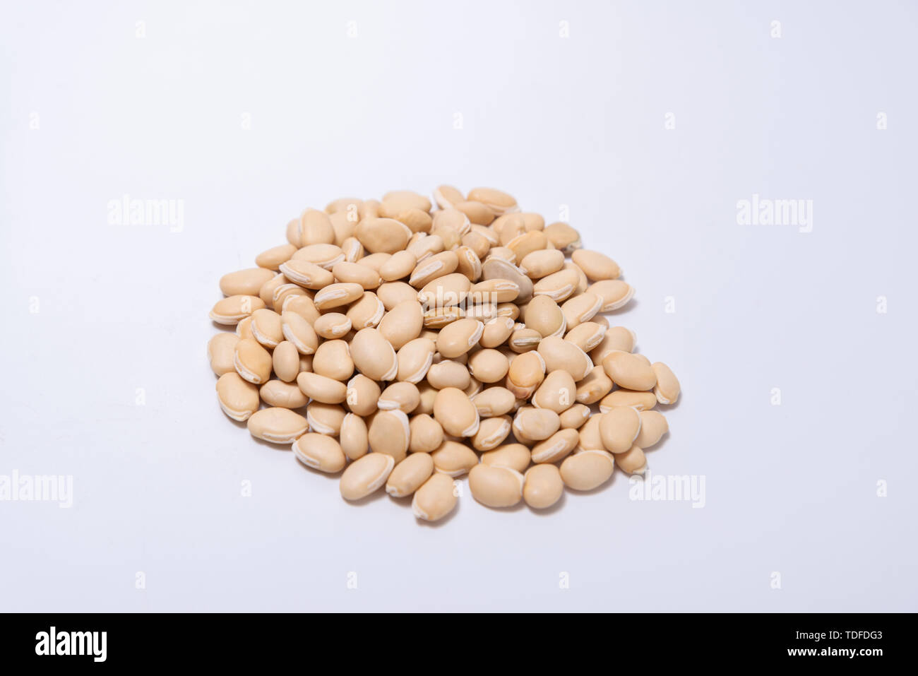 Chinese herbal plants ---White lentils Stock Photo - Alamy