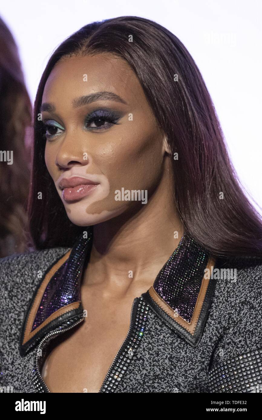 Canadian fashion model hi-res stock photography and images - Alamy