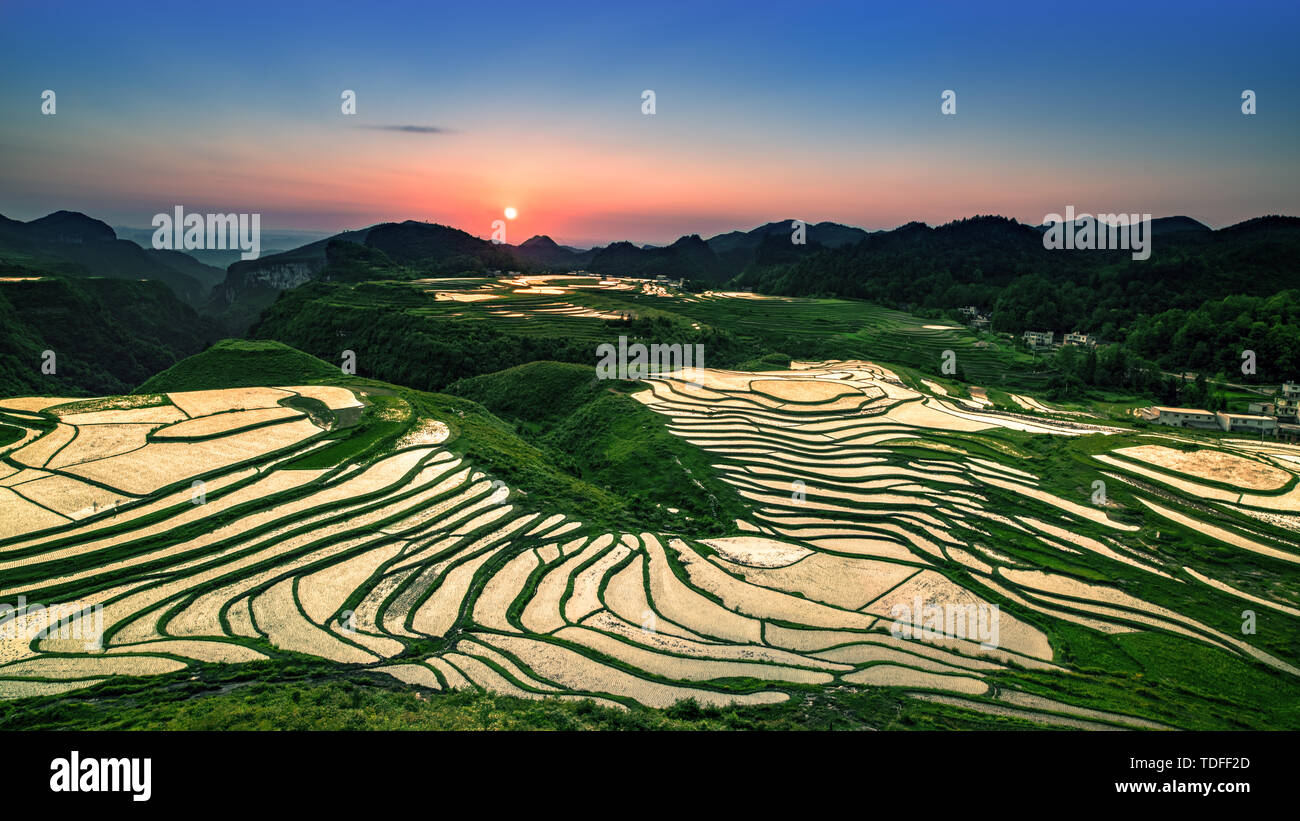 Guizhou canyon hi-res stock photography and images - Alamy