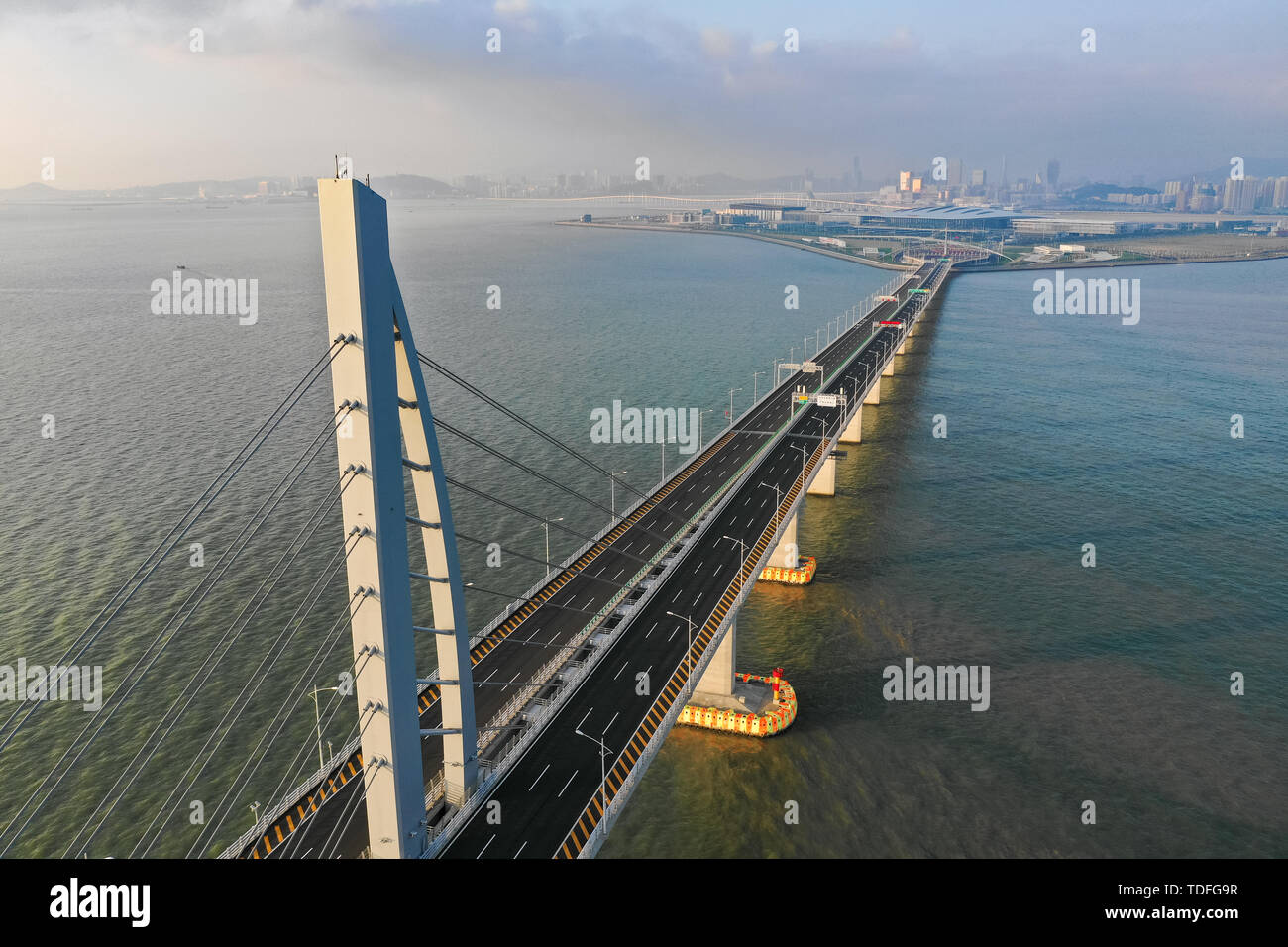 hong kong - zhuhai - macau bridge Stock Photo - Alamy