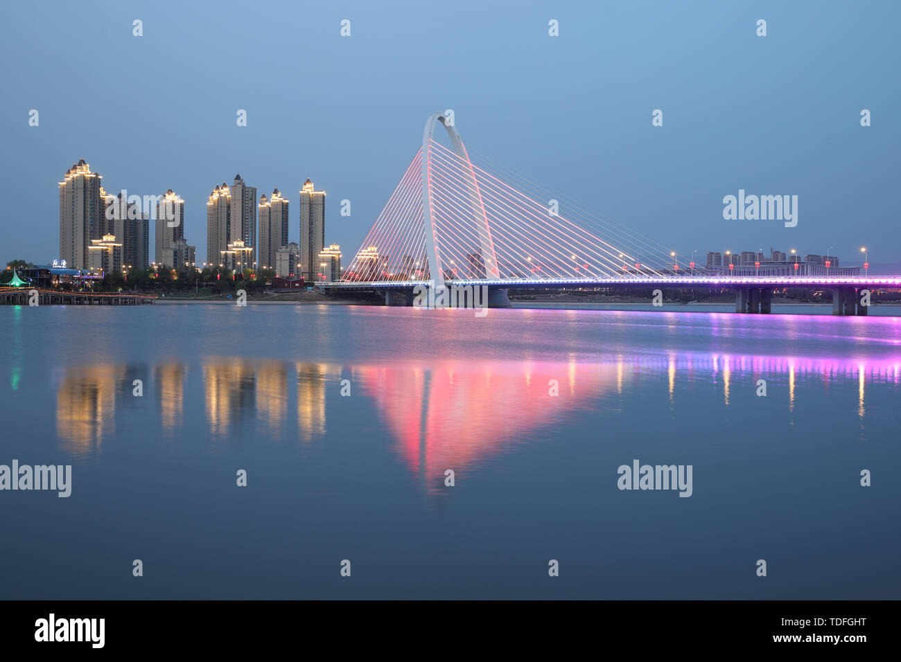 Bahe Rainbow Bridge, Xi'an, Shaanxi Stock Photo - Alamy