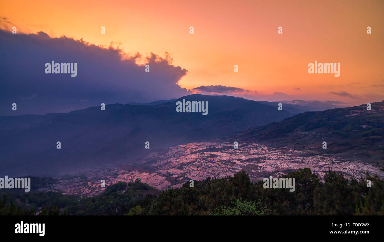 Dam terraces hi-res stock photography and images - Alamy