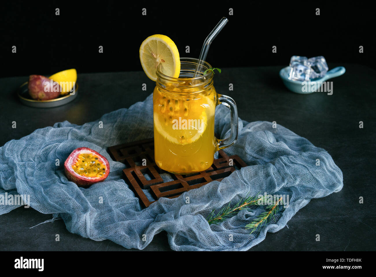 Fresh lemon juice Stock Photo - Alamy