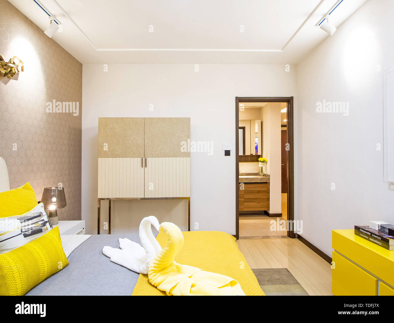 Bedroom, sleep, comfortable and comfortable rest environment, different ...