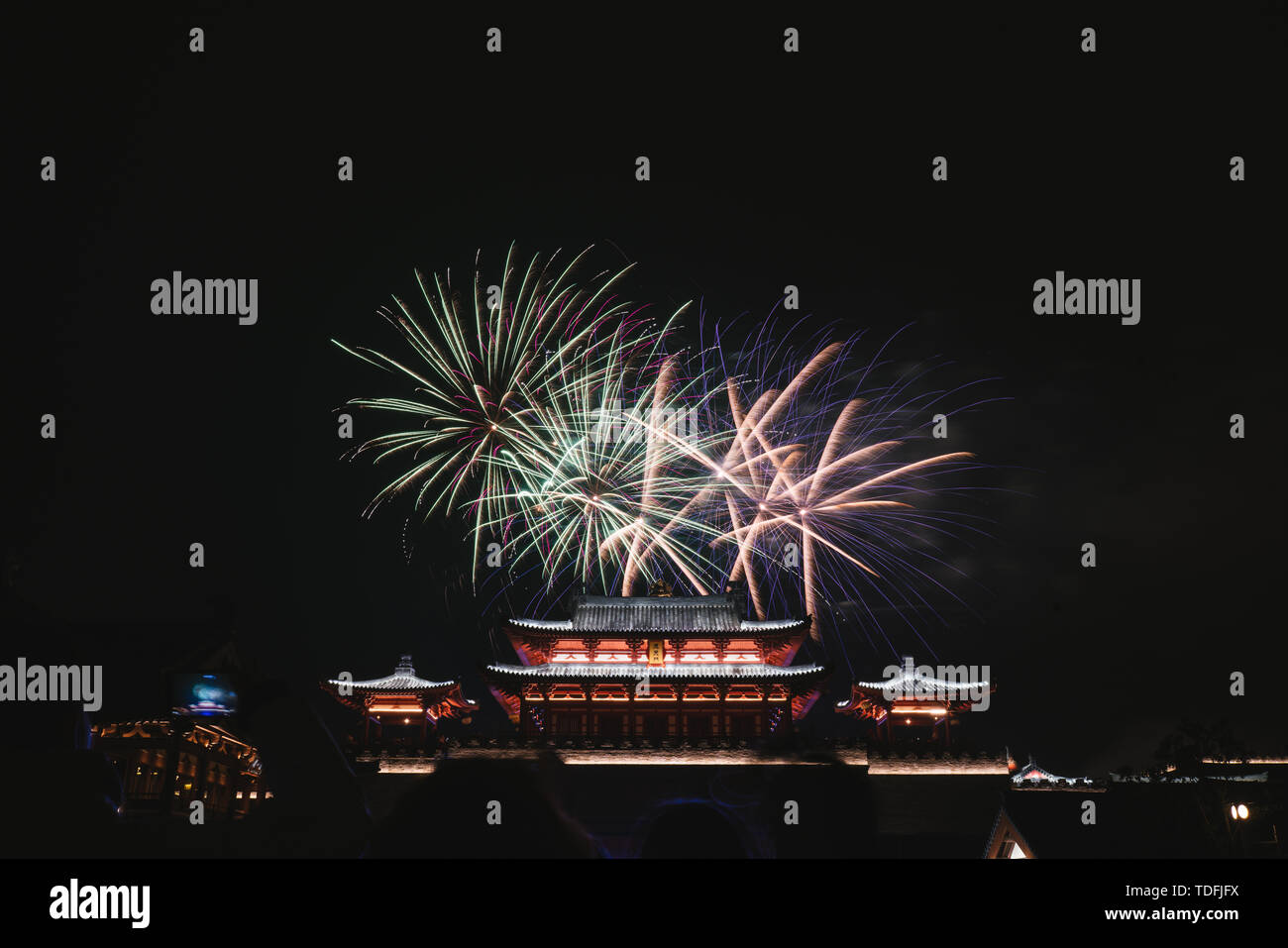 Chinese fireworks ancient hi-res stock photography and images - Alamy
