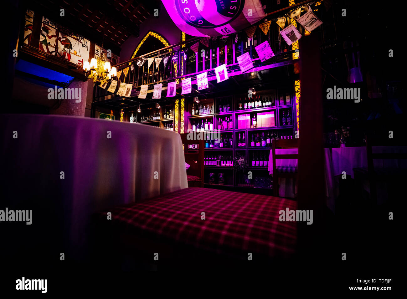 Disco club bar dance hall hi-res stock photography and images - Alamy