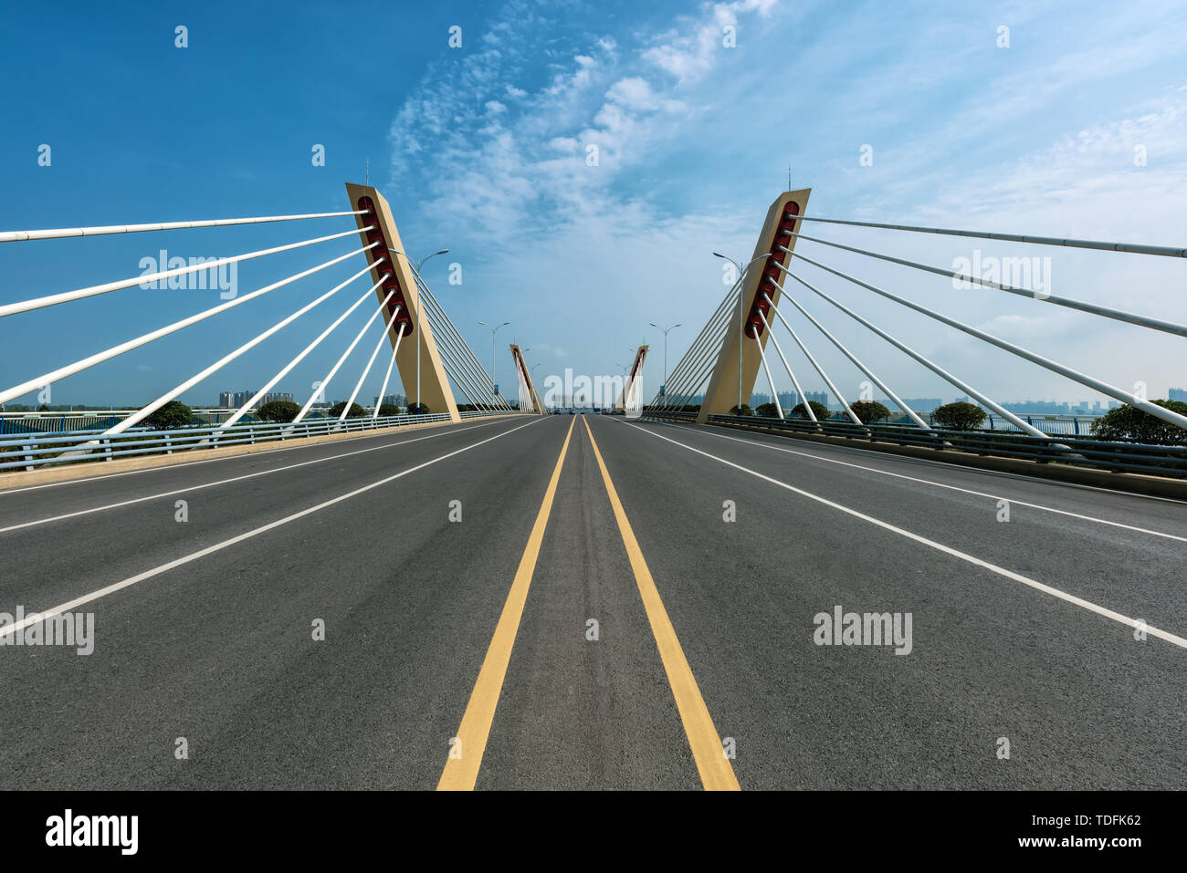 Symmetrical bridges hi-res stock photography and images - Alamy