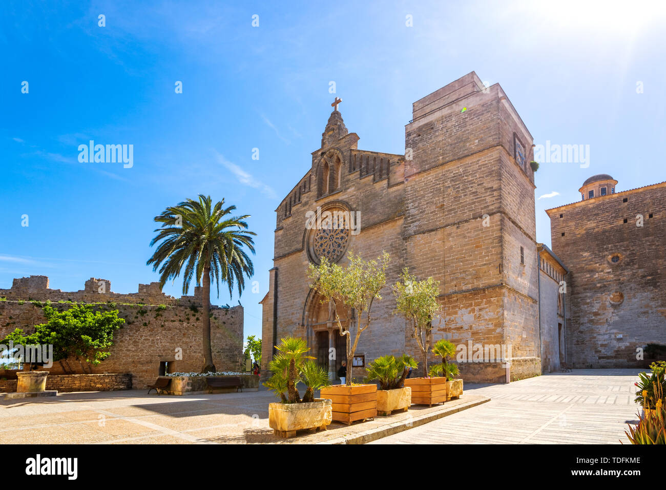 Historical city of Alcúdia, Mallorca, Spain Stock Photo - Alamy